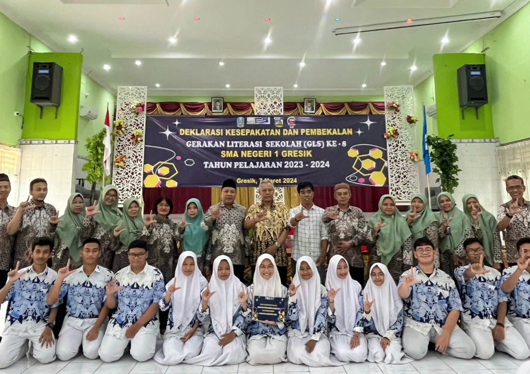 Smansa Gresik, Sekolah Unggulan yang Konsisten Gerakkan Budaya Literasi ...