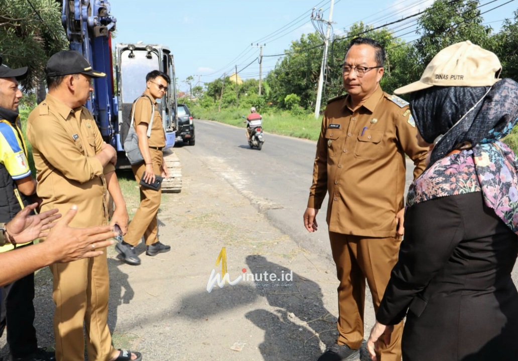 Besok DPUTR Gresik Perbaiki Ruas Jalan Babatan, Balongpanggang, Gresik – 1minute.id